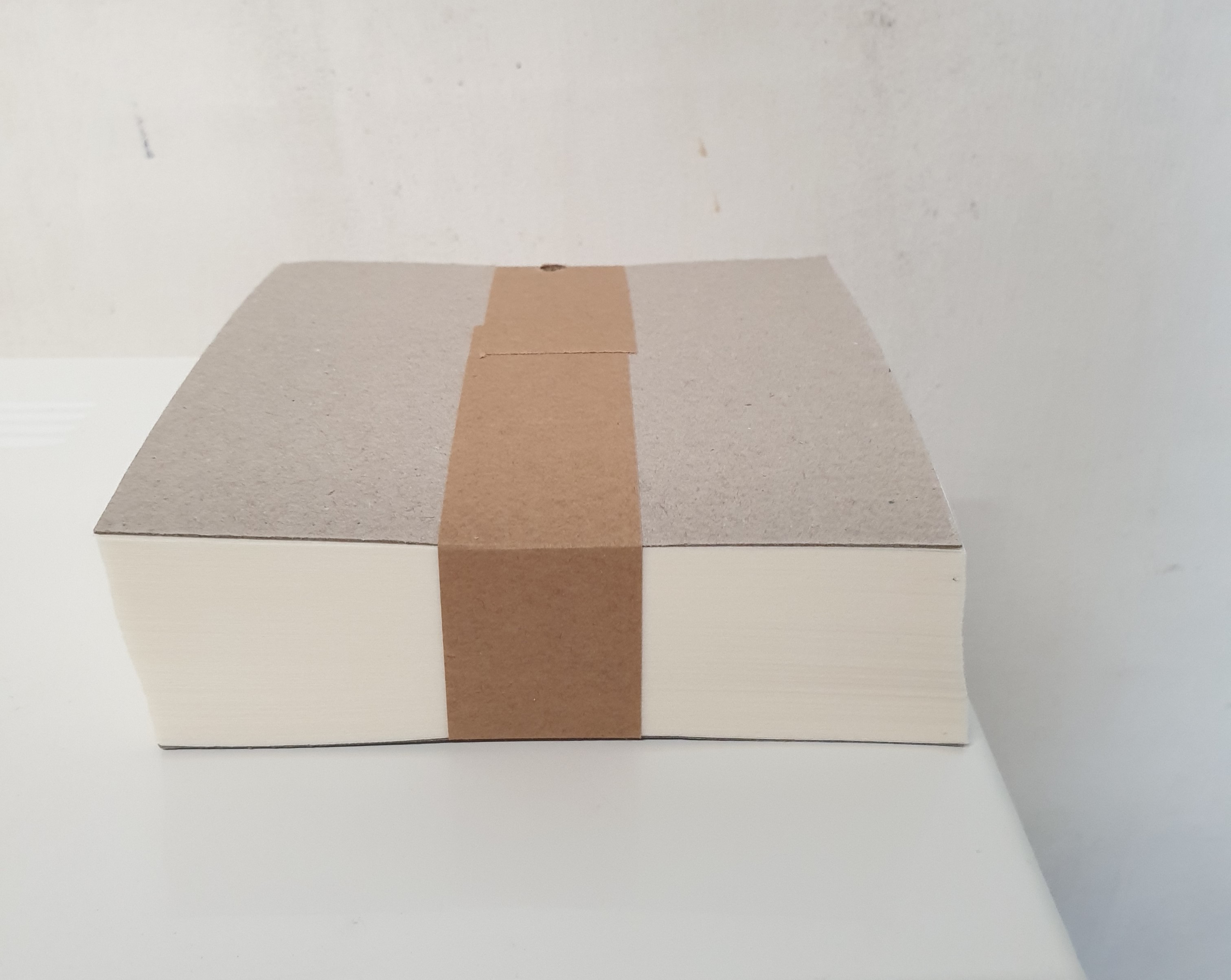 Burger Papers – Automatic 127×127 – 18000 per box – Longs Packaging